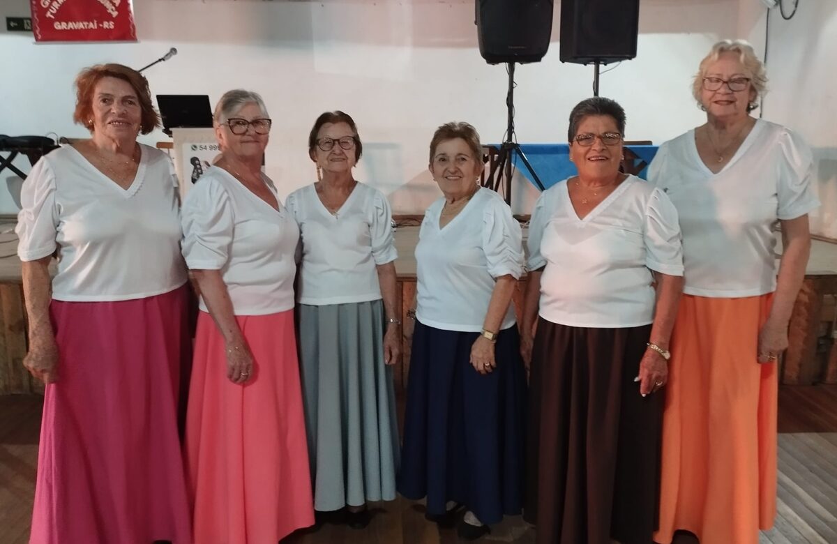 Destaque entre os grupos de dança da terceira idade em Gravataí, Turma ...